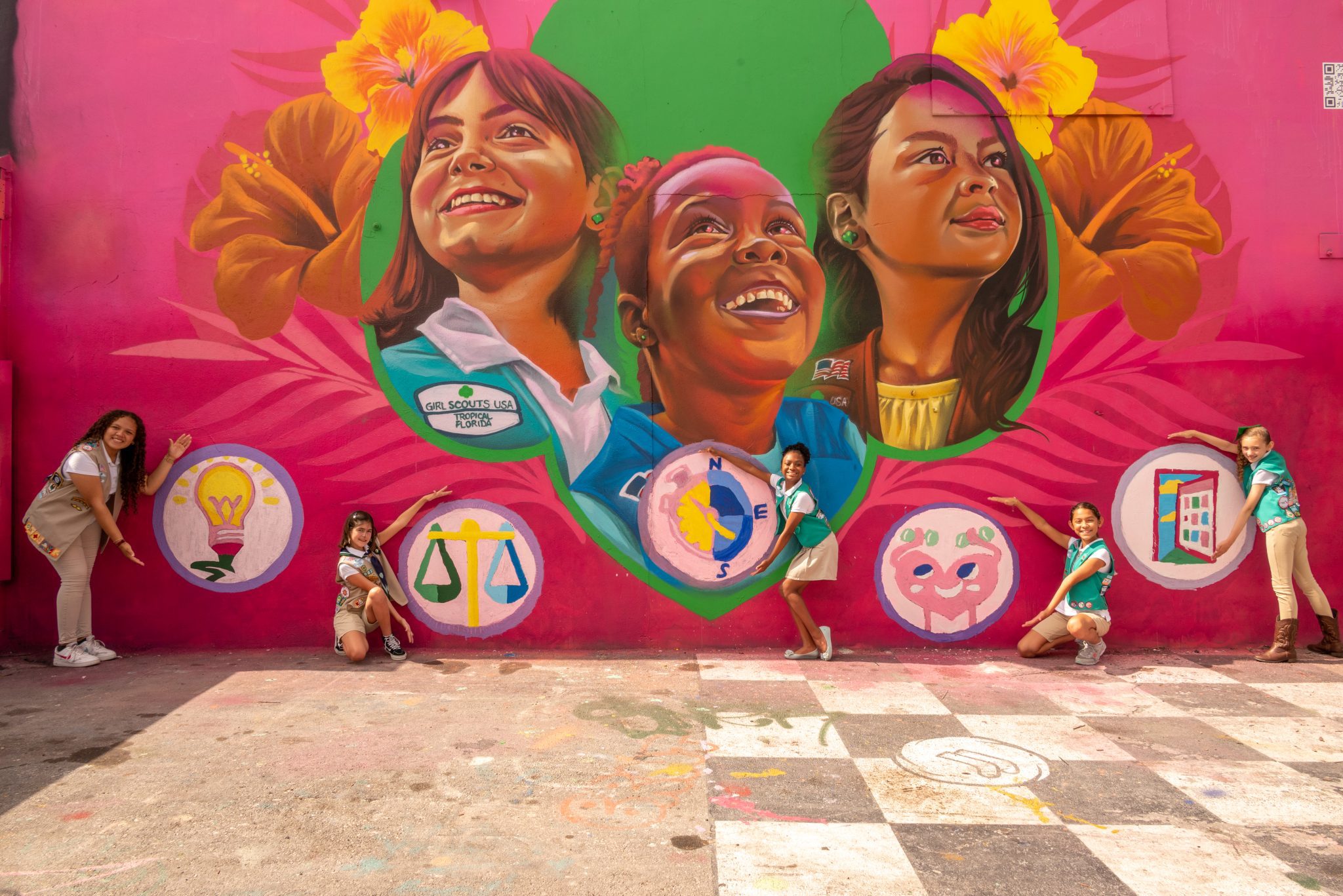 GIRL SCOUTS OF TROPICAL FLORIDA CENTENNIAL MURAL | Featured#